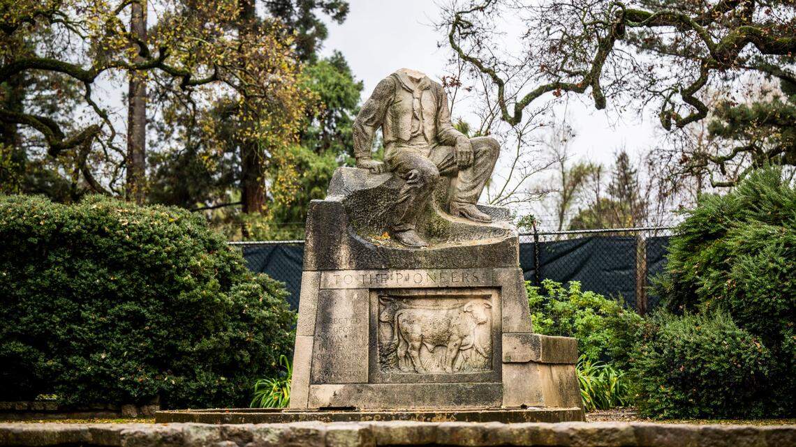 Statue at Sacramento’s William Land Park decapitated | Sacramento Bee