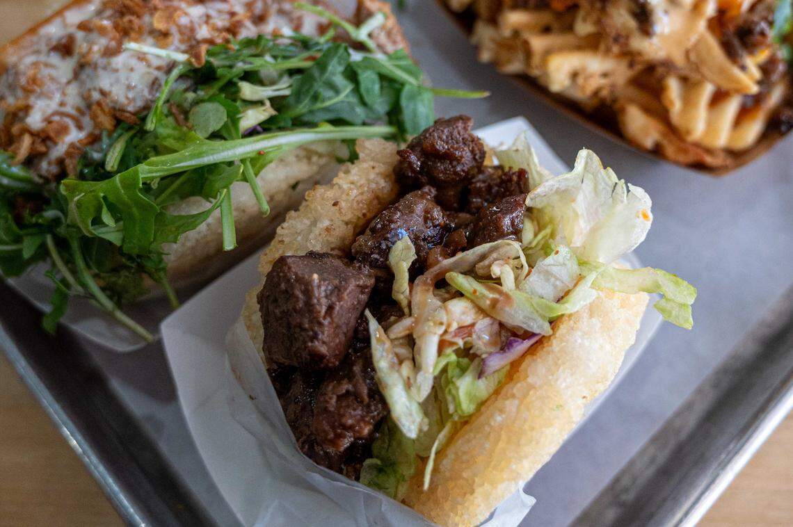 How one Sacramento couple showcases the food scene online | Sacramento Bee