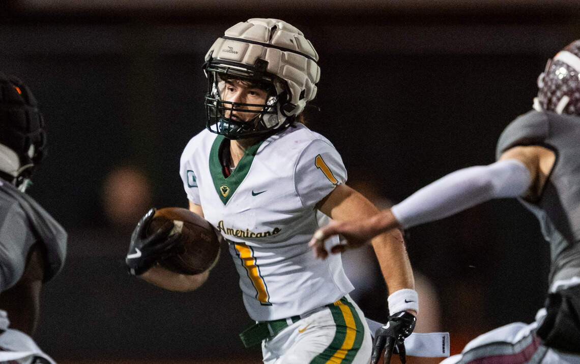 Photos: 2025 Sacramento region football semifinals | Sacramento Bee