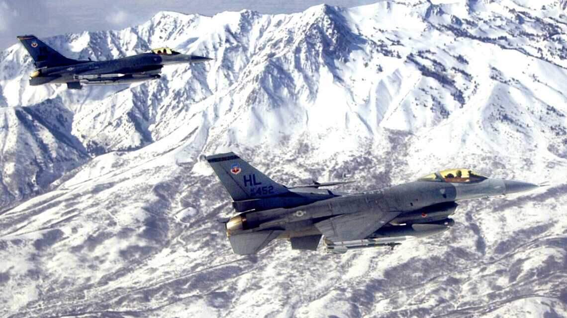 F-16s intercept plane during Joe Biden Lake Tahoe vacation | Sacramento Bee