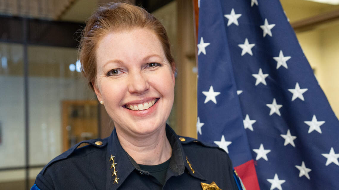 Sacramento police set goal for hiring more female officers | Sacramento Bee