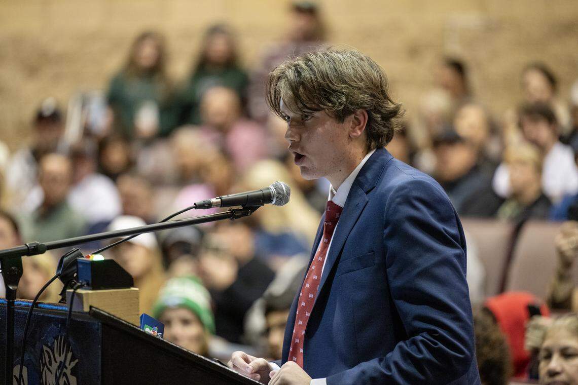 Lincoln conservative high school club divides Placer County ...