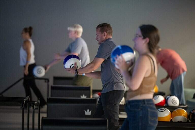 The BLVD brings dining, bowling and games to West Sacramento ...