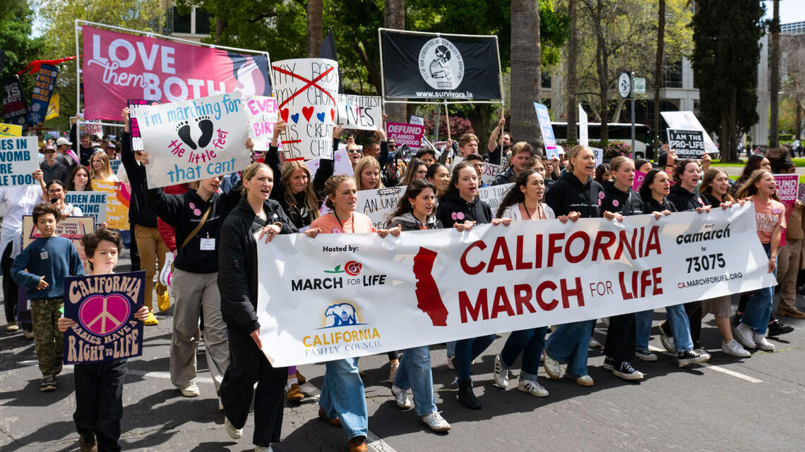 Hundreds of California March for Life demonstrators gather in ...