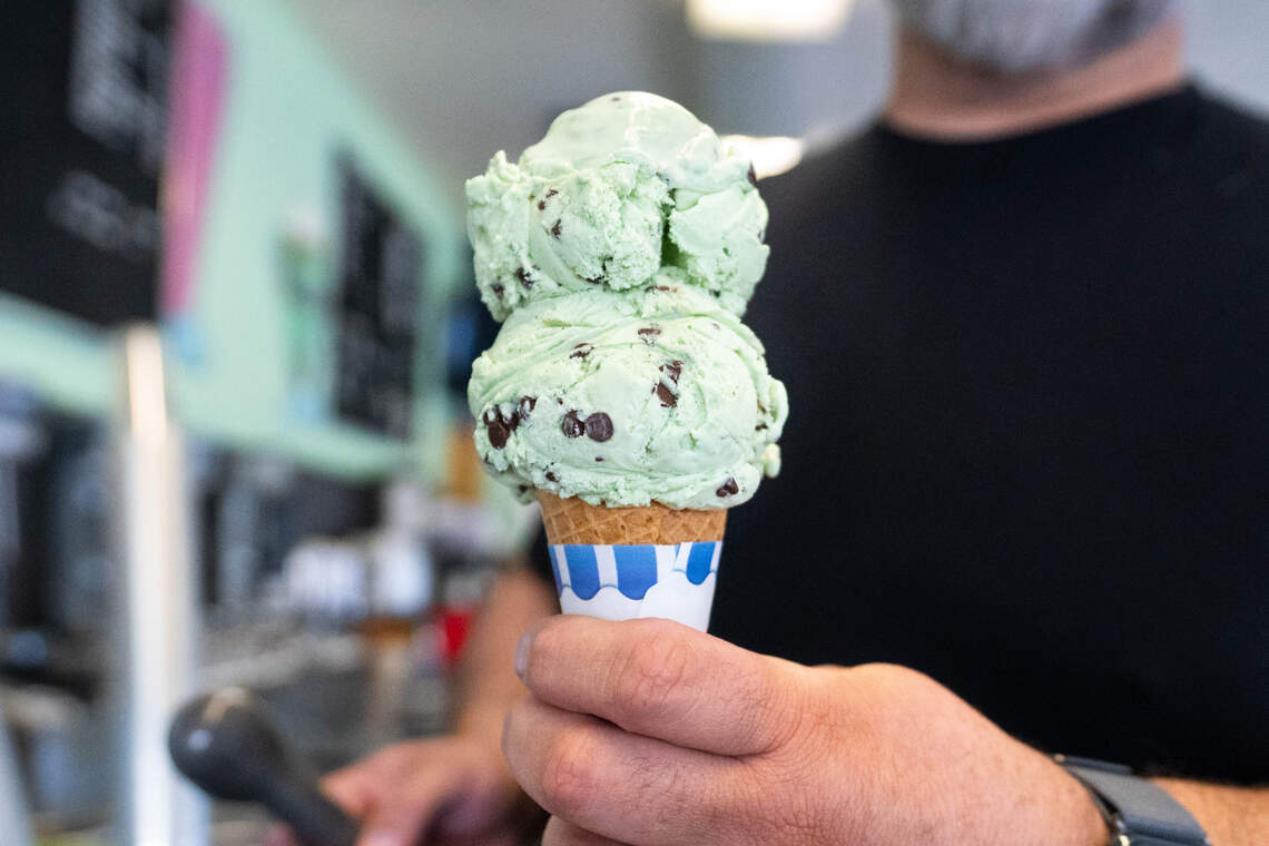 History of Vic’s Ice Cream shop in Sacramento CA Land Park | Sacramento Bee