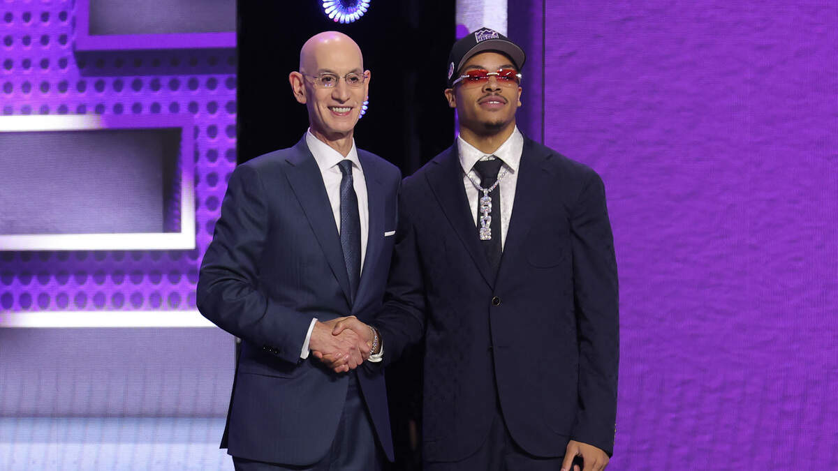 Kings select Darius Acuff Jr. with No. 7 pick in NBA draft | Sacramento Bee