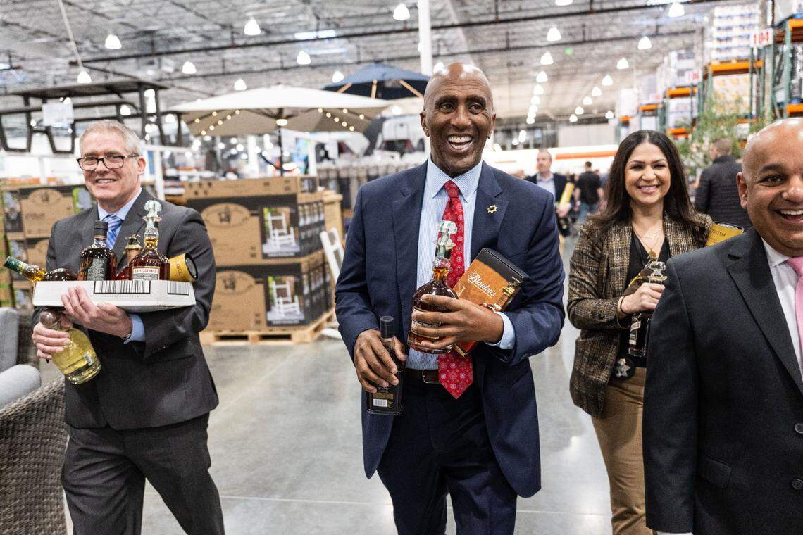 Sacramento Costco opening at East Commerce Way | Sacramento Bee