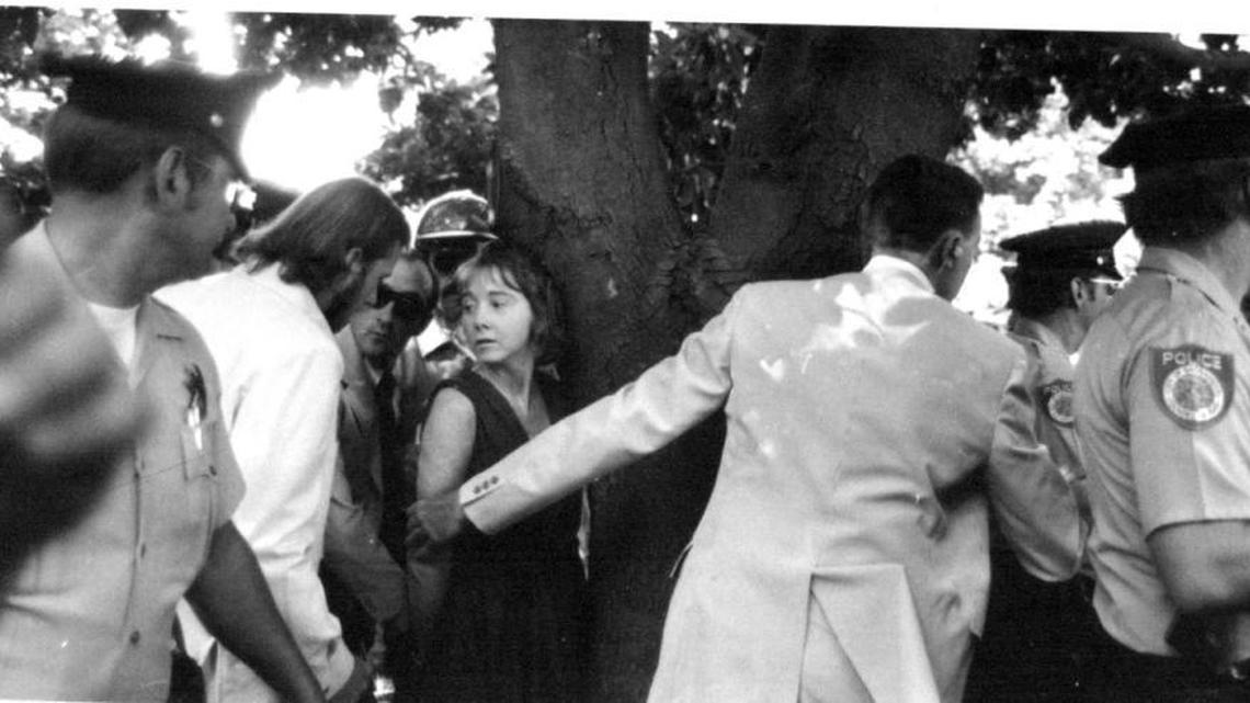 45 years ago, President Ford was targeted in Sacramento | Sacramento Bee