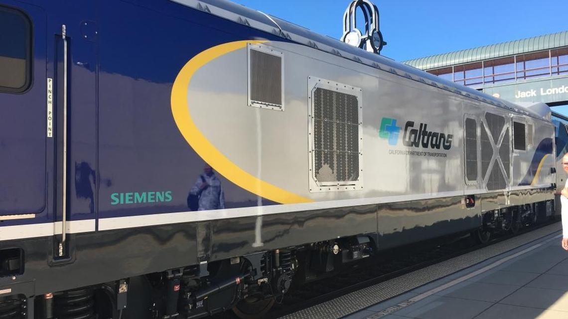 California's Amtrak system gets fleet of low-fuel, low-emissions Tier ...