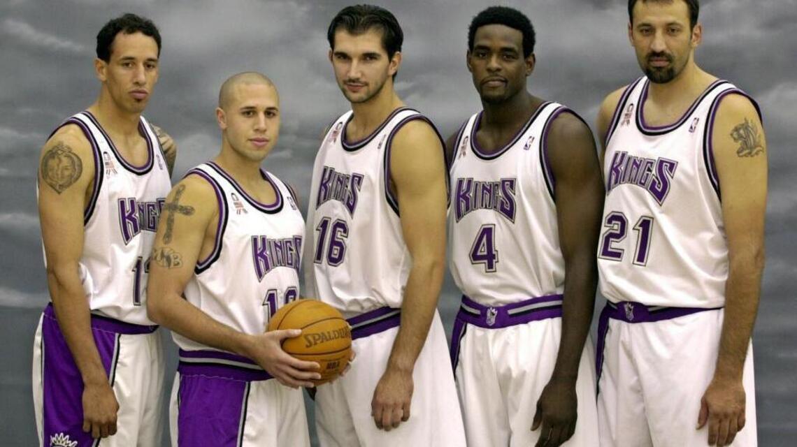 Sacramento Kings: 2001-2002 team, Chris Webber on 'NBA 2K18 ...